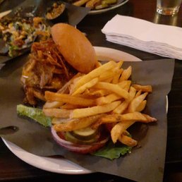 FOOD & FIRE BBQ-TAPHOUSE - Updated July 2024 - 160 Photos & 153 Reviews ...