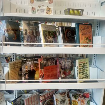 BEES FERRY WEST ASHLEY LIBRARY - Updated December 2025 - 121 Photos ...