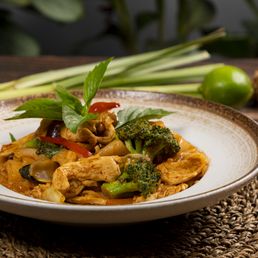 HEY THAI - Updated July 2024 - 359 Photos & 179 Reviews - 127 John St ...