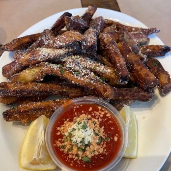 FIXTURE PIZZA PUB - 337 Photos & 316 Reviews - 623 S 2nd St, Milwaukee ...