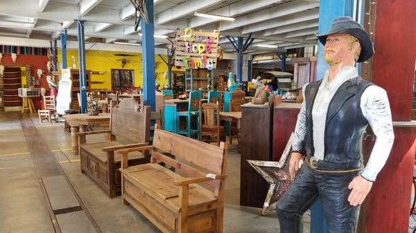 EL PASO CONNECTION - Updated October 2025 - 15 Photos - 14301 Gateway ...