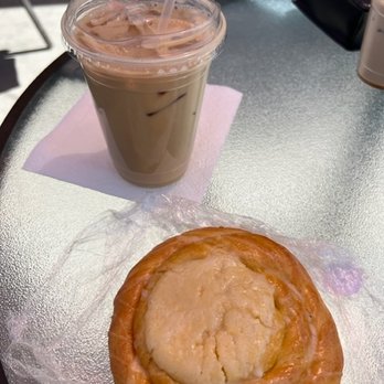 ROADRUNNER COFFEE - Updated January 2025 - 227 Photos & 172 Reviews ...