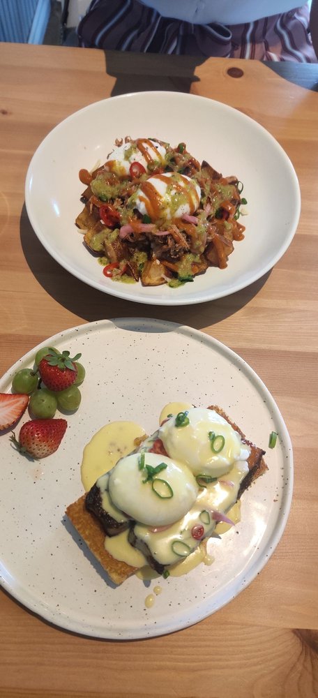 THE YELLOW PEAR KITCHEN - Updated December 2025 - 24 Photos - 526 Lake ...