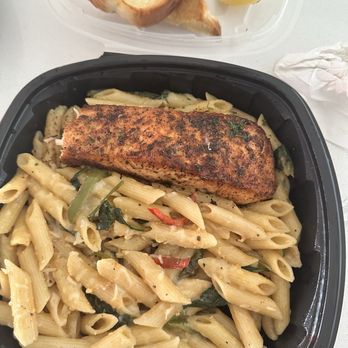 SOUTHERN QUEENZ RESTAURANT & BAR - Updated October 2025 - 351 Photos ...