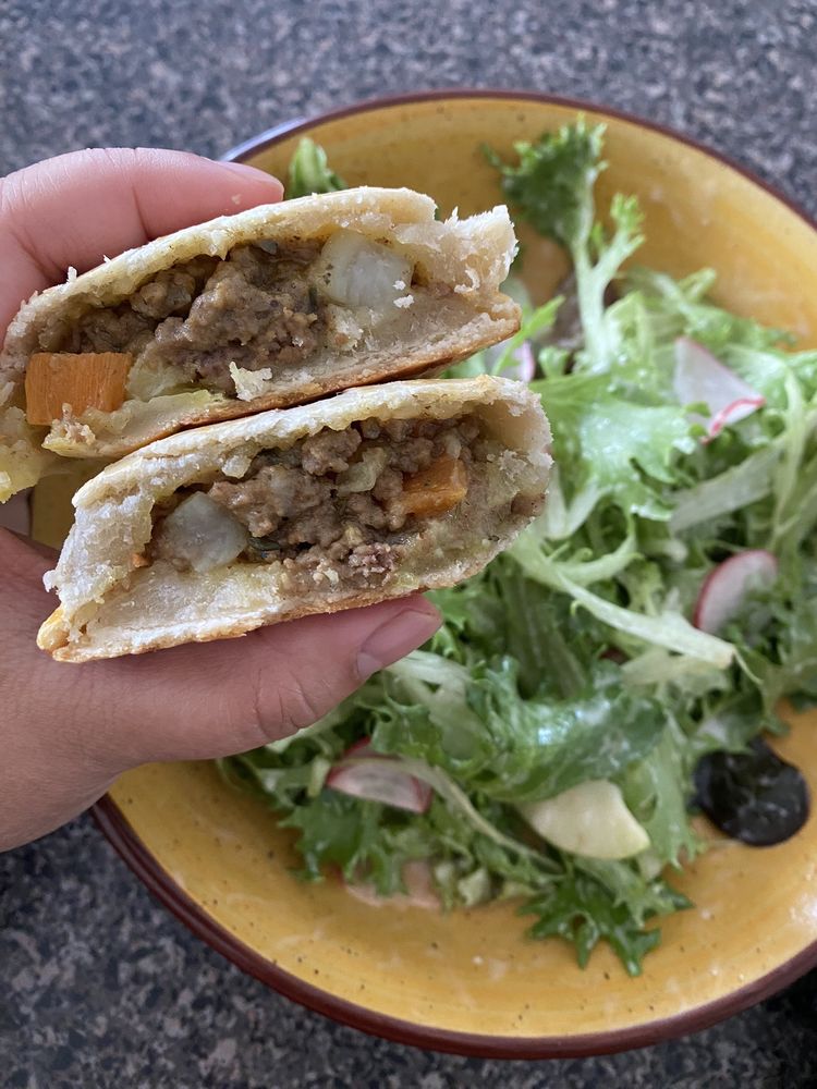 GEE’S PASTRIES - Updated January 2026 - 853 Boyd Ave, Ottawa, Ontario ...