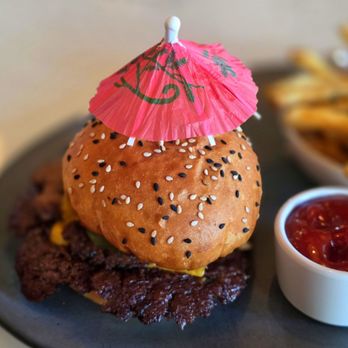 ANTHEM - Updated December 2025 - 1429 Photos & 802 Reviews - 91 Rainey ...