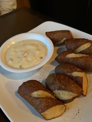 BACKSTOP BAR & GRILL - 89 Photos & 205 Reviews - 211 N Grant St, Canby ...