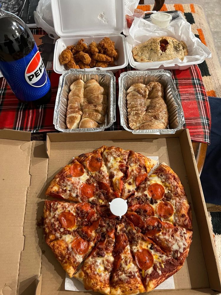 ME-N-ED’S PIZZERIA - Updated December 2025 - 40 Photos & 90 Reviews ...