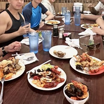 KOMI BUFFET - Updated October 2025 - 569 Photos & 337 Reviews - 8958 ...