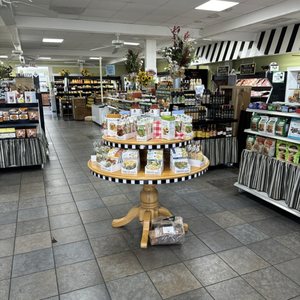 SPIRES IGA MARKET - Updated December 2025 - 610 SW 1st St, Lake Butler ...