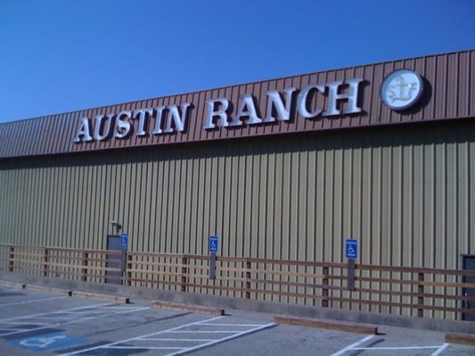 AUSTIN RANCH - Updated March 2025 - 15 Photos - 2009 Anderson Gibson Rd ...