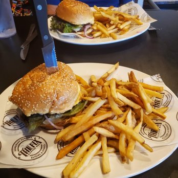 THE FIX BURGER BAR - Updated April 2024 - 585 Photos & 991 Reviews ...