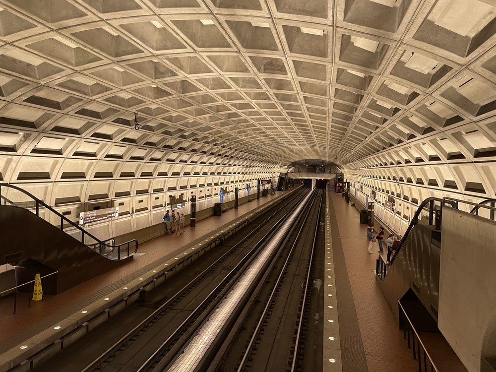SMITHSONIAN METRO STATION - Updated December 2025 - 88 Photos & 44 ...