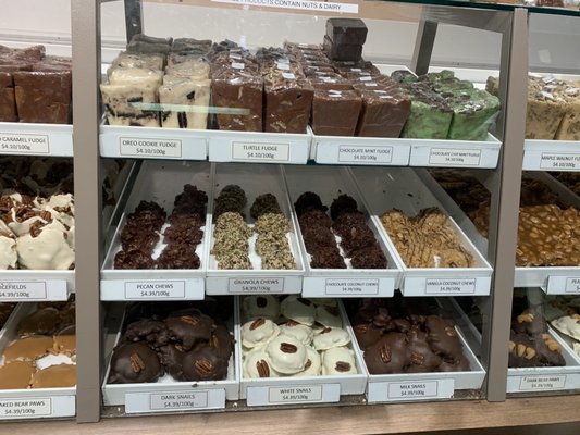 THE FUDGERY - 46 Photos & 26 Reviews - 215 Banff Ave, Banff, Alberta ...