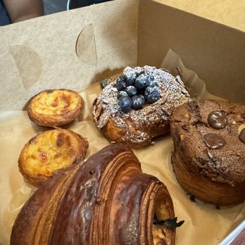 REUNION BREAD - Updated December 2025 - 299 Photos & 223 Reviews - 3350 ...
