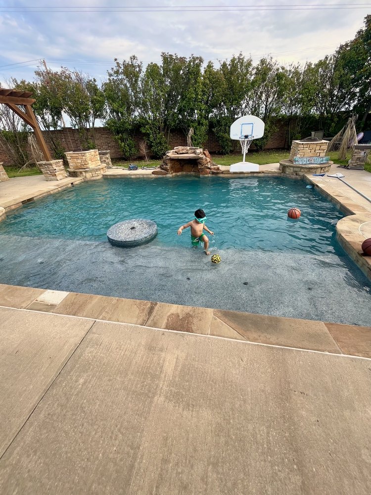 BULLDOG POOL SERVICES - Dallas, Texas - Pool & Hot Tub Service - Phone ...
