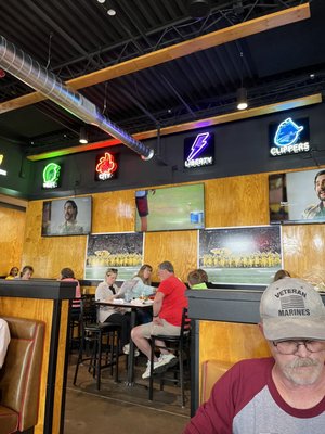 JETHRO’S BBQ - Updated January 2026 - 25 Photos & 40 Reviews - 75 2nd ...