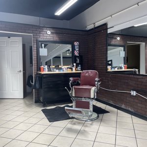 ROD’S BARBER SHOP - Updated January 2025 - 13 Photos & 53 Reviews - 105 ...