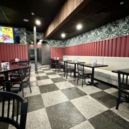 DEE JAY’S BBQ RIBS & GRILLE - WEXFORD - Updated June 2026 - 77 Photos ...