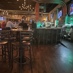 PUB W - Updated January 2026 - 260 Photos & 270 Verified Reviews ...
