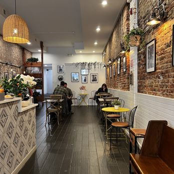 CAFÉ TOLIA - Updated May 2024 - 117 Photos & 61 Reviews - 26 N 3rd St ...