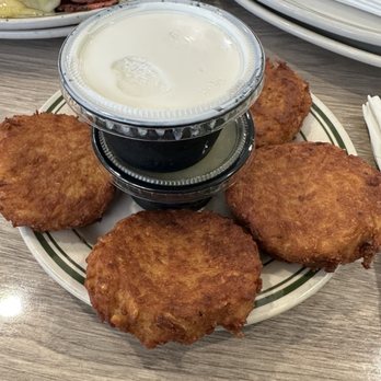 RADIN’S DELICATESSEN - Updated December 2025 - 179 Photos & 127 Reviews ...