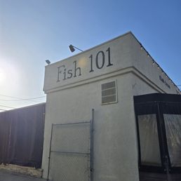 FISH 101 - Updated December 2025 - 1166 Photos & 1513 Reviews - 1468 N ...