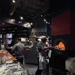 POSTO - Updated May 2025 - 679 Photos & 1109 Reviews - 400 Assembly Row ...