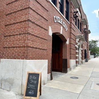 CYCLE CITY - Updated December 2025 - 10 Photos - 201 Main St, Kansas ...