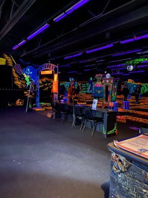 MONSTER MINI GOLF - Updated December 2025 - 124 Photos & 139 Reviews ...