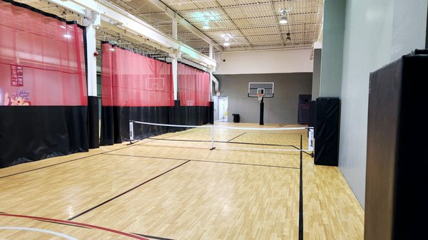 KINGS COURT MARKHAM - Updated December 2025 - 10 Photos - 60 Spy Court ...