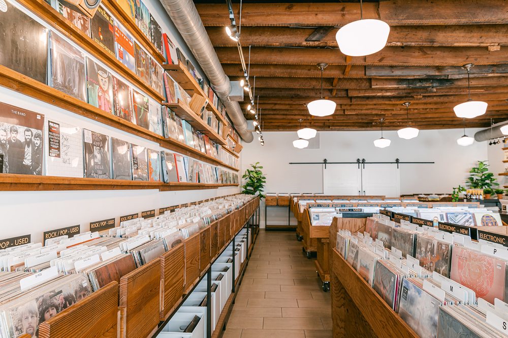 COMEBACK VINYL - Updated November 2024 - 62 Photos & 80 Reviews - 1 ...