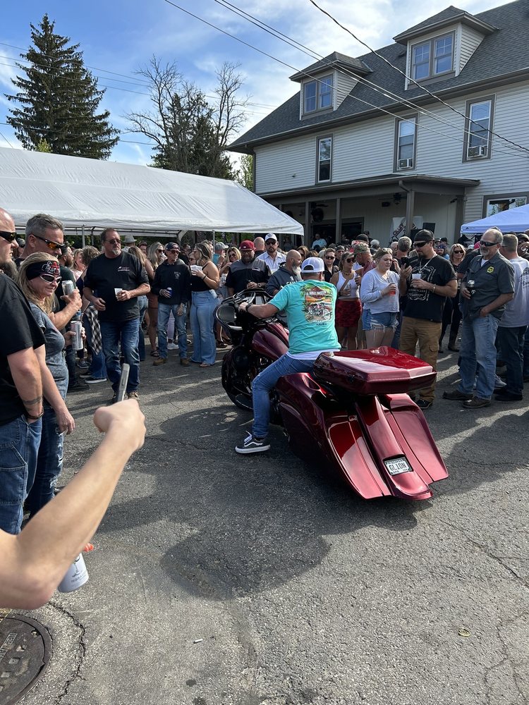 CRAZY TRAIN SALOON - Updated July 2025 - 600 E Main St, Waterford ...