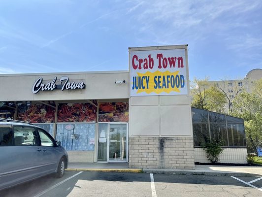 CRAB TOWN - Updated April 2025 - 53 Photos & 40 Reviews - 2380 Dixwell ...