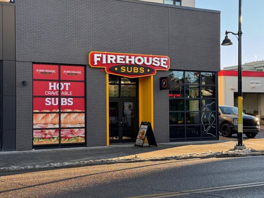 FIREHOUSE SUBS CALGARY 4TH ST - Updated January 2026 - 1904 4th St SW ...