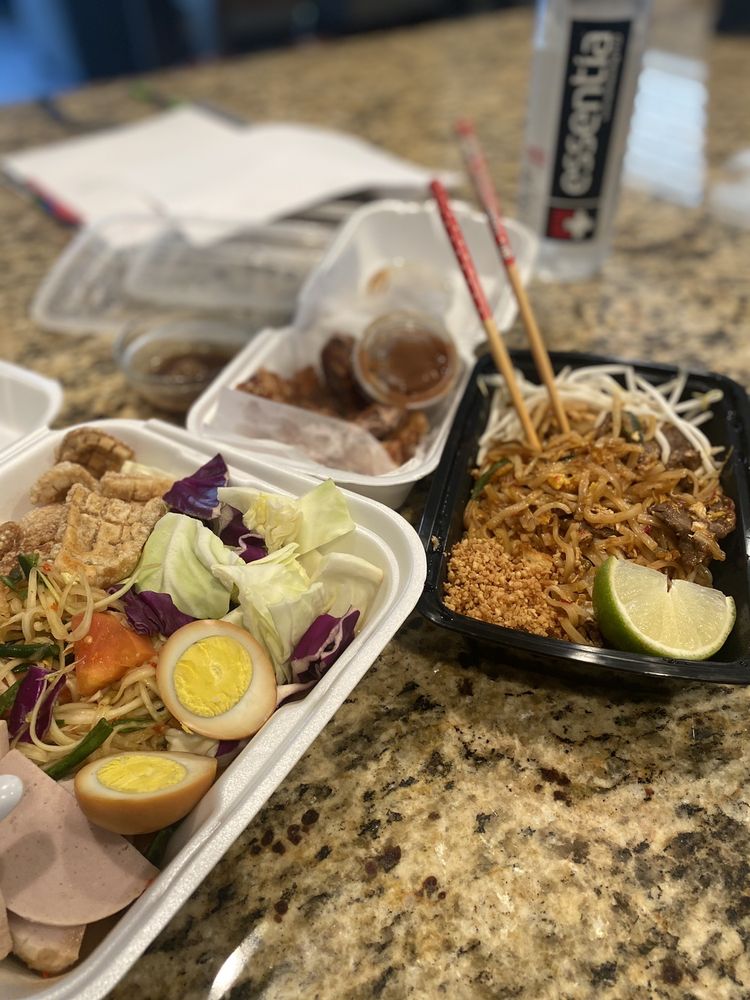 THAI ME UP - 615 Photos & 659 Reviews - 2125 Pacific Ave, Stockton ...