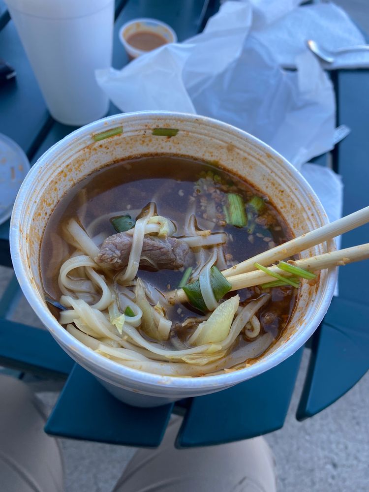 THAIFOON - Updated April 2025 - 19 Photos & 102 Reviews - 432 W Goodwin ...