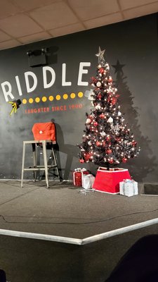 RIDDLES COMEDY CLUB - Updated November 2025 - 61 Photos & 114 Reviews ...