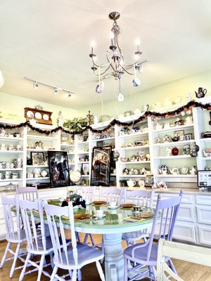 DRAGONFLY TEA ROOM - Updated October 2025 - 202 Photos & 144 Reviews ...