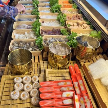 HOT POT 9 - Updated December 2025 - 421 Photos & 66 Reviews - 241 ...