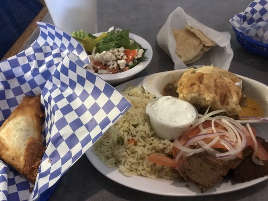 DINO’S GYROS GREEK CAFE AND TAVERNA - Updated July 2024 - 301 Photos ...