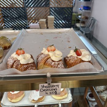 EUROPEAN BAKERY PASTRY AND COFFEE - Updated October 2025 - 34 Photos ...