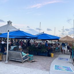 ISLAND GYPSY CAFE & MARINA BAR - Updated July 2025 - 753 Photos & 695 ...