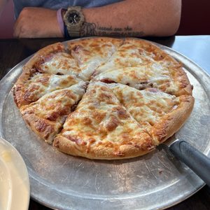 SAM’S KITCHEN - Updated 05/2025 - 50 S Main St, Halifax, Virginia ...