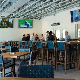 FIN & TONIC - Updated October 2025 - 44 Photos & 91 Reviews - 6747 S ...