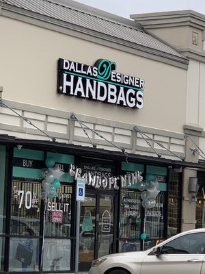 DALLAS DESIGNER HANDBAGS - 11 Photos & 17 Reviews - 3333 Preston Rd ...