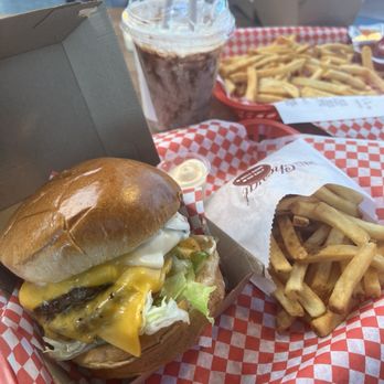 SMALL CHEVAL- ROSEMONT - Updated June 2025 - 252 Photos & 168 Reviews ...