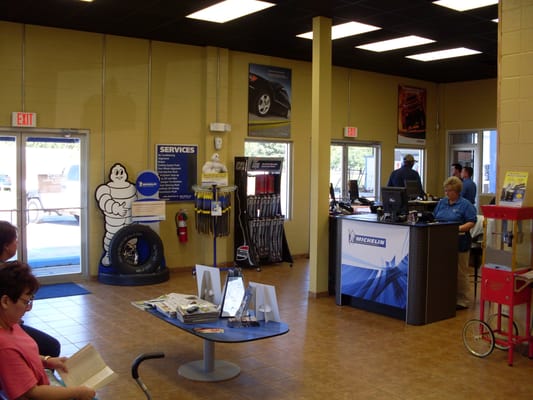 DELTA WORLD TIRE - Updated June 2025 - 11 Reviews - 1737 Center St, New ...