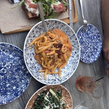 ELLA’S ITALIAN PUB - GENEVA - Updated September 2025 - 115 Photos & 140 ...