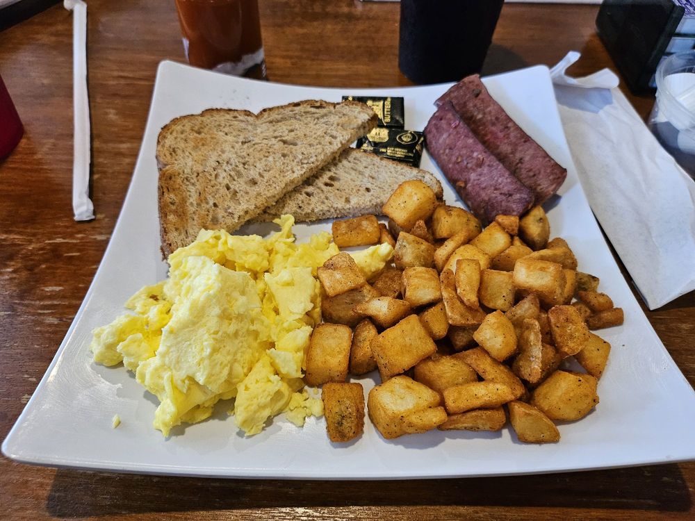 COOSH’S BAYOU ROUGE - Updated December 2025 - 206 Photos & 210 Reviews ...